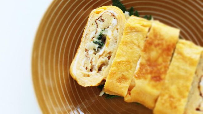 Resep Egg Chicken Roll Rumahan, Tak Kalah Lezat dari Restoran Jepang