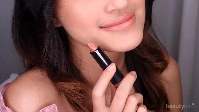 10 Langkah Merias Wajah Natural untuk Pemula, Anti Menor!