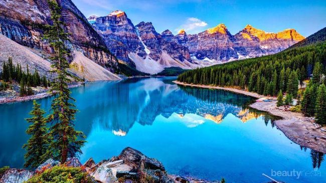 Liburan: 5 Danau Terindah di Dunia, Dua di Antaranya Ada di Indonesia!