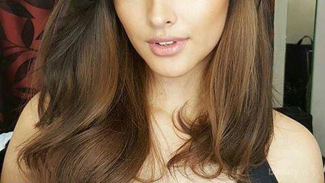 Mau Ubah Warna Rambut? Intip 5 Tren Semir Rambut Warna Cokelat 2019 ...