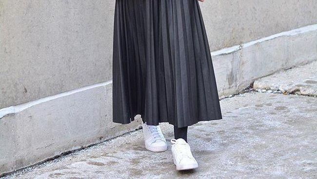 3 Model Rok Hits Ini Bisa Bikin OOTD Hijab Kamu Makin Stylish!