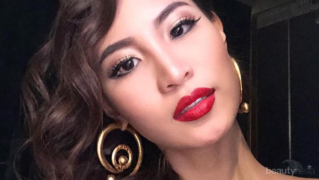 Tips Memilih Lipstick Merah Sesuai Warna Kulit, Penampilan Cetar!