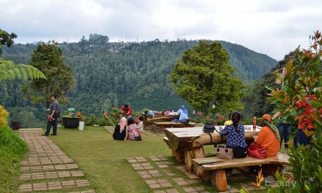 5 Rekomendasi Restoran di Kawasan Lembang Favorit yang Murah Meriah ...