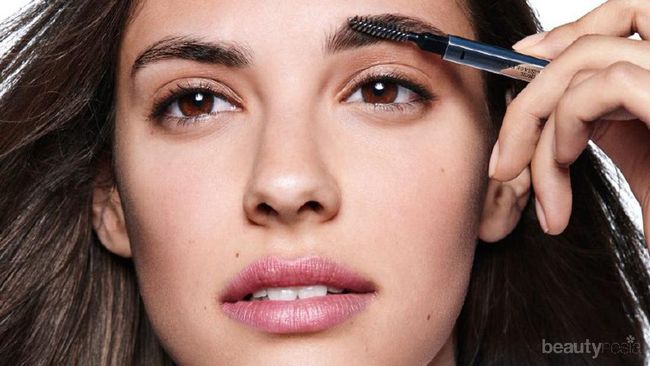 Ini Dia Panduan Tips Membentuk Alis Natural Hingga Cara Mengoreksi Alis ...
