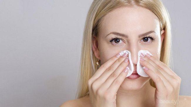 Ingin Bebas dari Masalah Komedo Putih? Kenali Dulu Penyebabnya!