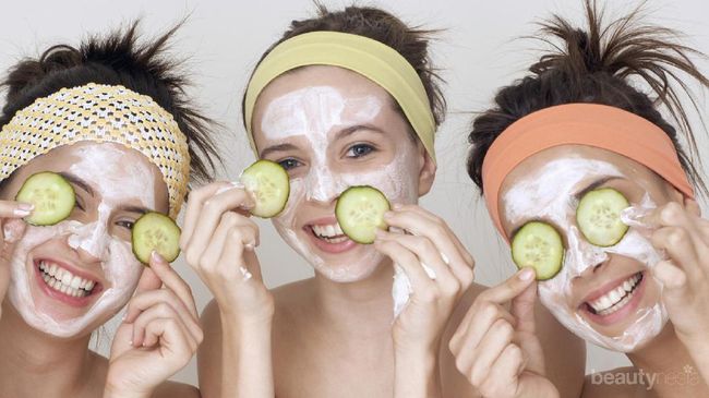 Yuk Cerahkan Wajahmu dengan 5 Resep DIY Masker Buah Pencerah Alami Ini!
