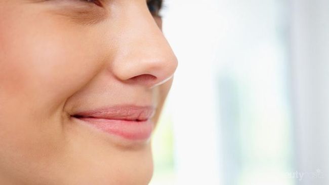 4 Cara Mudah yang Efektif untuk Membuat Kulit Mulus Bebas Komedo Putih