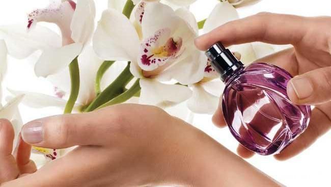 4 Rekomendasi Body Mist Lokal dengan Aroma Natural untuk Badan Wangi ...