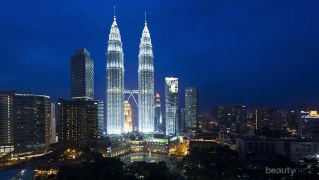 Sudah Pernah Kunjungi? Ini Kumpulan Fakta Menarik Menara Kembar Petronas
