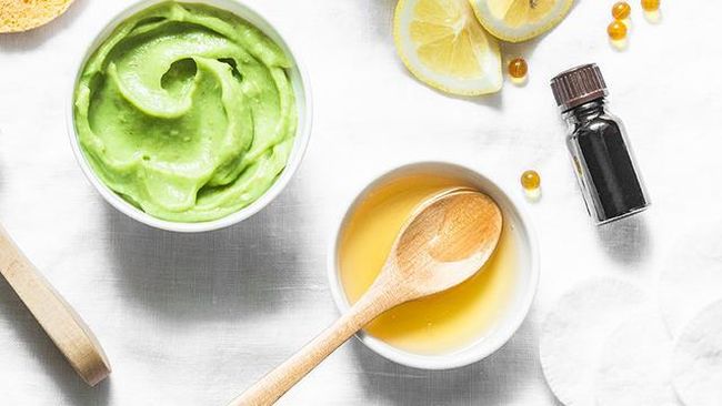 Resep Masker Rambut Alami Rumahan untuk Sehatkan Helaian Rambut