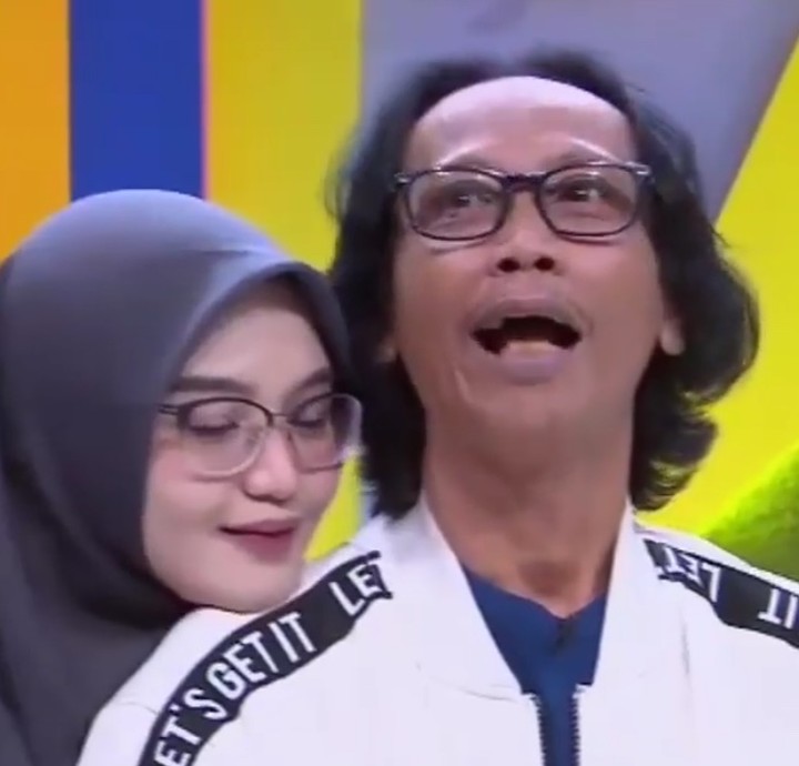 7 Potret Tia Septiana, Putri Komedian Mandra yang Cantik dan Stylish - 1