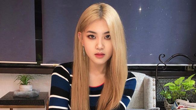 Mirip Rose BLACKPINK, Selebgram Cantik Diserang Penggemar K-Pop