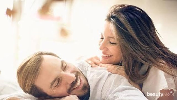 5 Gaya Bercinta yang Bikin Pria Tahan Lama di Ranjang