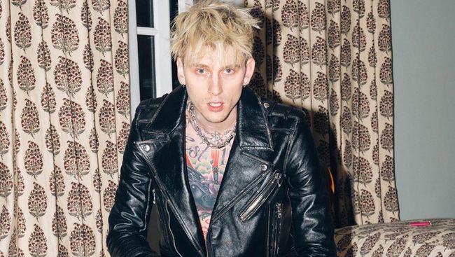 Lirik Lagu Forget Me Too - Machine Gun Kelly feat Halsey