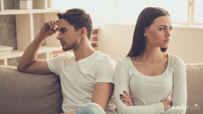 Punya Pikiran Putus dengan Pacar? Eitss, Coba Lakukan Hal ini!