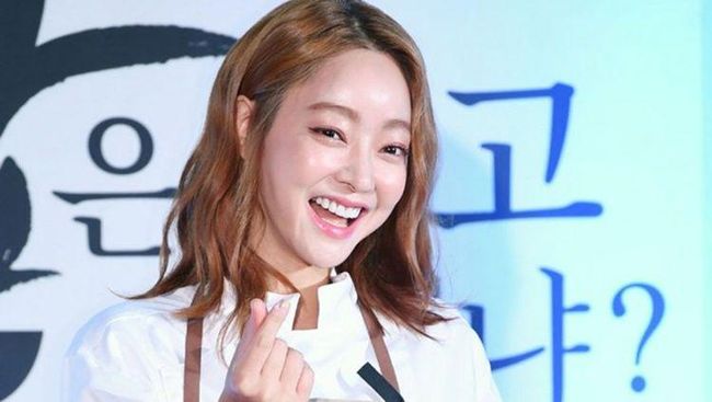 Chukkae... Seo Hyo Rim Lahirkan Anak Pertama dengan Selamat dan Sehat