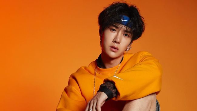 Penampilan Memukau Wang Yibo di Drama China 'My Strange Friend'