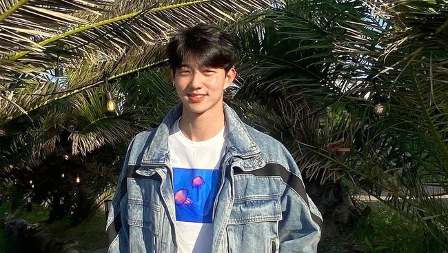 Pesona Ki Do Hoon, Aktor SM Entertainment yang Jadi Model di MV Rossa ...