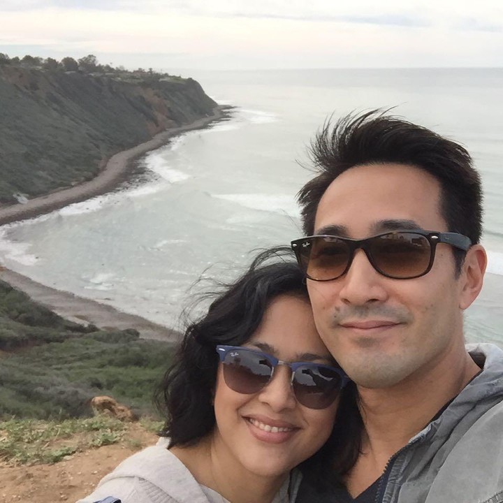 7 Potret Harmonis nan Romantis Sarah Sechan & Suaminya yang Tampan - Foto 1 7 Potret Harmonis nan Romantis Sarah Sechan & Suaminya yang Tampan - Foto 1