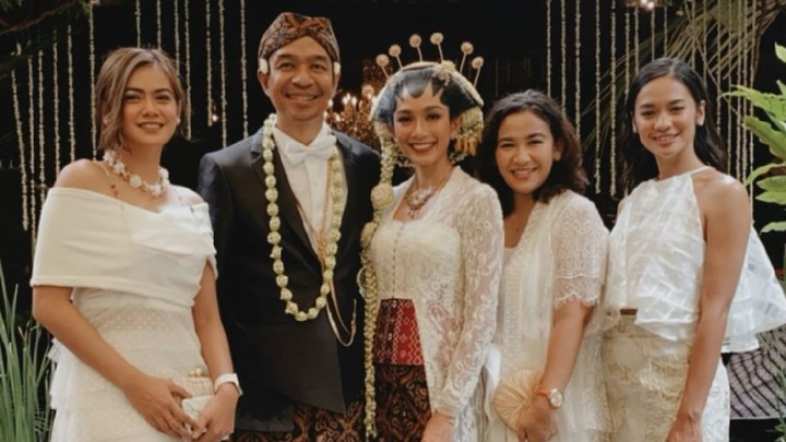 5 Potret Dimas Djay dan Faradina Mufti yang Menikah di Tanggal Cantik - 3