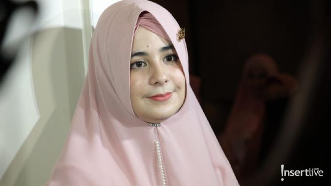 Inikah Alasan Risty Tagor Masih Rahasiakan Suami Ketiga?