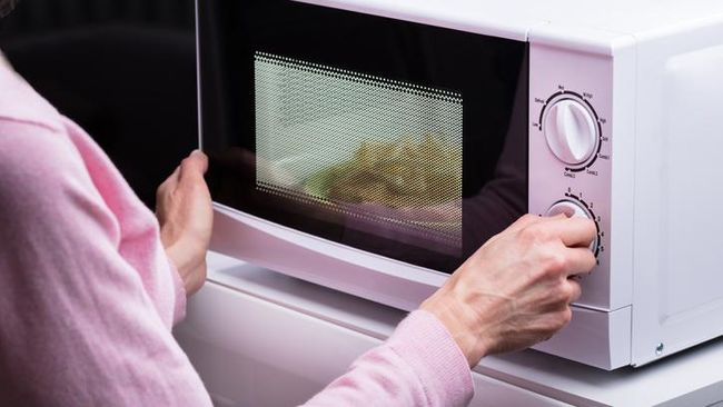 5 Rekomendasi Microwave Harga Rp1 Jutaan, Lengkapi Peralatan Dapur ...