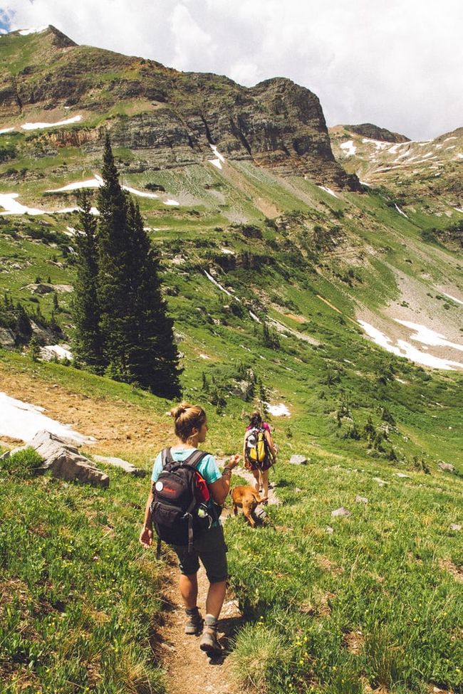 You Go Girls! Ini 6 Tips Mendaki Gunung Bagi Cewek Sampai Lolos ke Puncak
