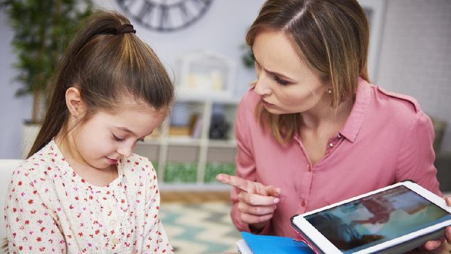Mengenal Strict Parents dari Ciri, Dampak Positif dan Negatif bagi Anak