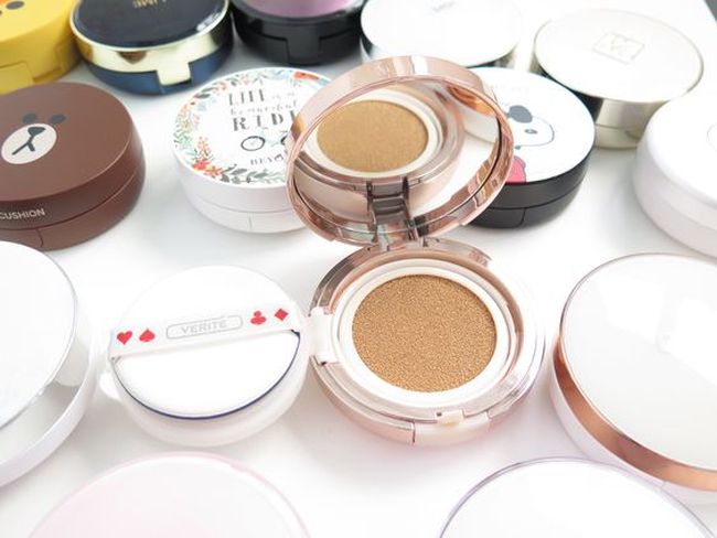 Rekomendasi Cushion untuk Kulit Kering, Lembab dan Bikin Glowing!