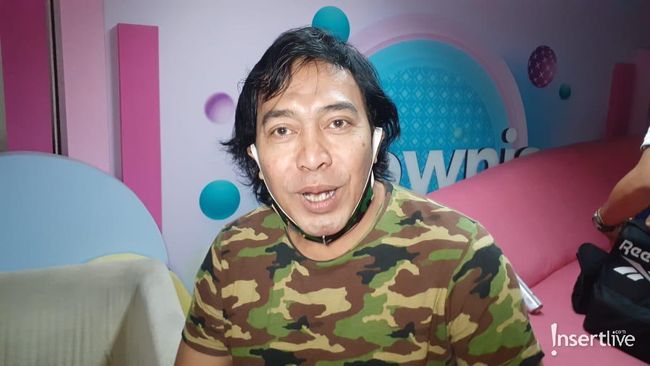 Komeng Nyaleg Tanpa Dukungan Partai Politik