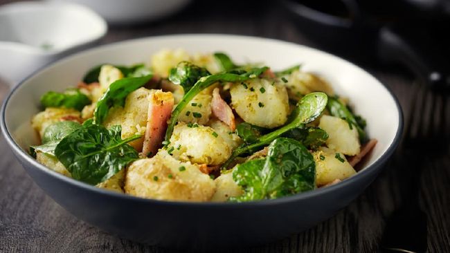 6 Cara Membuat Salad Sayur untuk Diet Sehat Setelah Lebaran