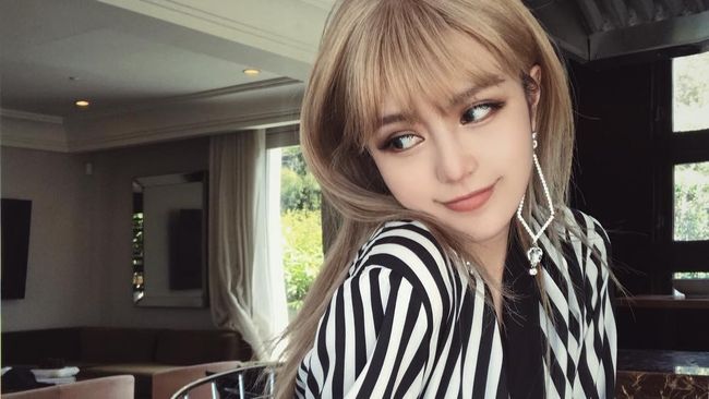 10 Pesona Grace Chow, Selebgram Tercantik se-Asia