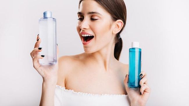 Terlihat Sama, Ini Perbedaan Toner dan Astringents