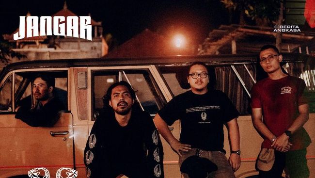 Lirik Lagu Kesurupan - Jangar