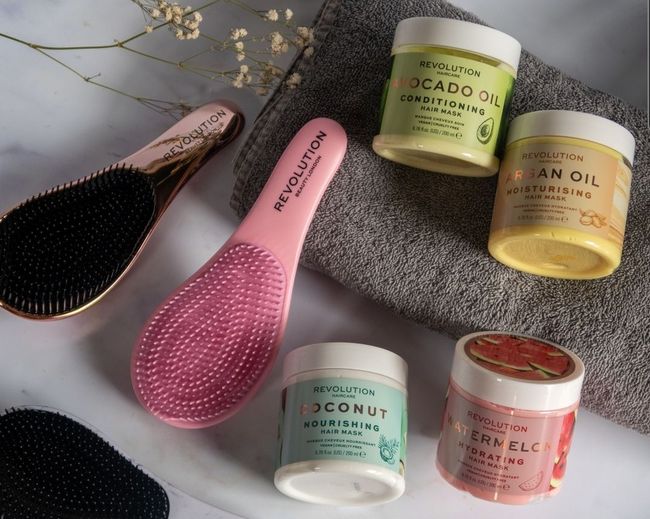 Rekomendasi 4 Hair Mask Baru dari Revolution Hair Care untuk Atasi ...