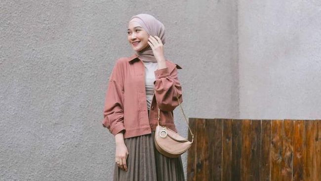 5 Model Rok Kekinian untuk Hijabers Tampil Stylish