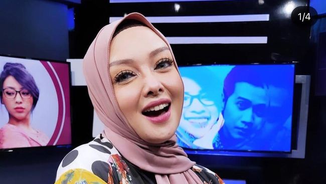 8 Penampilan Terry Putri Saat Menjadi Pembawa Acara, Tampak Anggun dan ...
