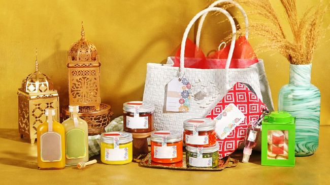 Tradisi Berbagi Hampers yang Semakin Kreatif, Promosikan Digital di FYB ...