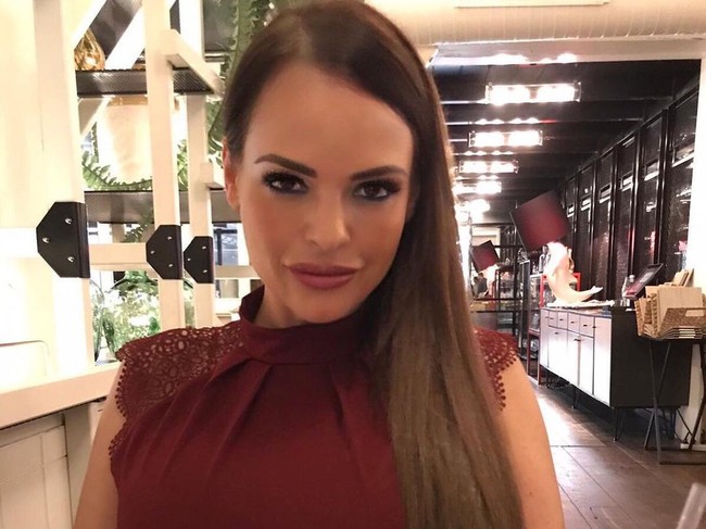 Holly Mcguires Instagram Twitter And Facebook On Idcrawl