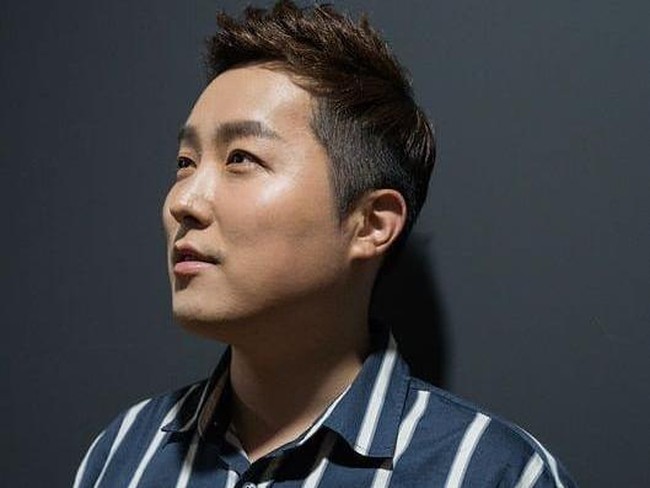 Hari Korean Singer