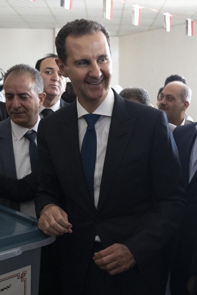 Update Rezim Suriah Jatuh: Assad Kabur ke Rusia hingga Reaksi Dunia