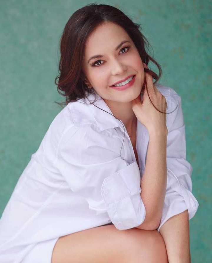 7 Potret Bintang Telenovela Coraima Torres Kassandra Awet Muda Di