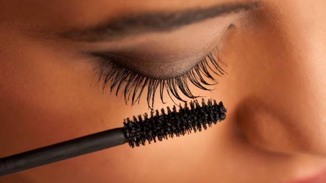 4 Rekomendasi Maskara Lokal Anti Clumpy yang Bikin Penampilan On Point ...