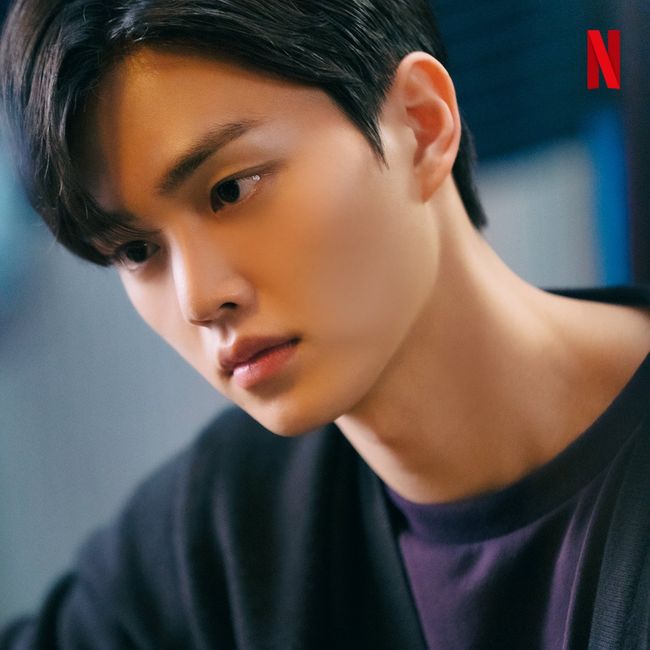 5 Drama Korea yang Dibintangi Song Kang, Salah Satunya Nevertheless - 2