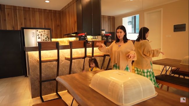10 Potret Rumah Felicya & Hito, Ada Ruang Billiard dan Walk in Closet ...