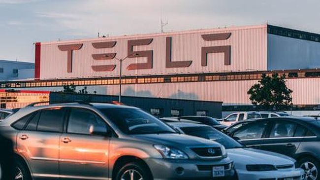 Sukses Meraih Pasar China, Mengapa Tesla Akhirnya Menarik Balik ...