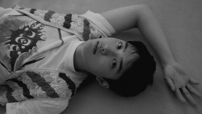 Lirik Lagu Rose (English Version) - D.O. EXO