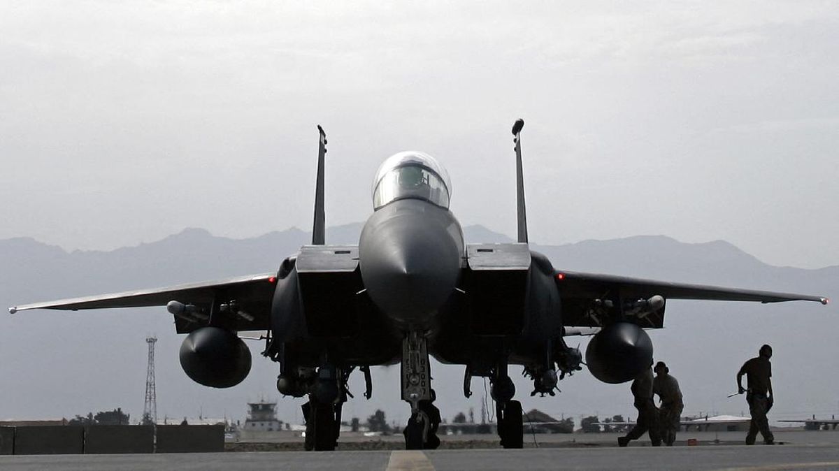 Siaga Serangan Iran, AS Kirim Skuadron Jet Tempur F-15 ke Timteng