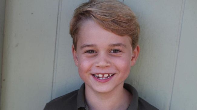 Ultah ke-8 Hari Ini, Intip 7 Foto Pangeran George dari Kecil hingga ...