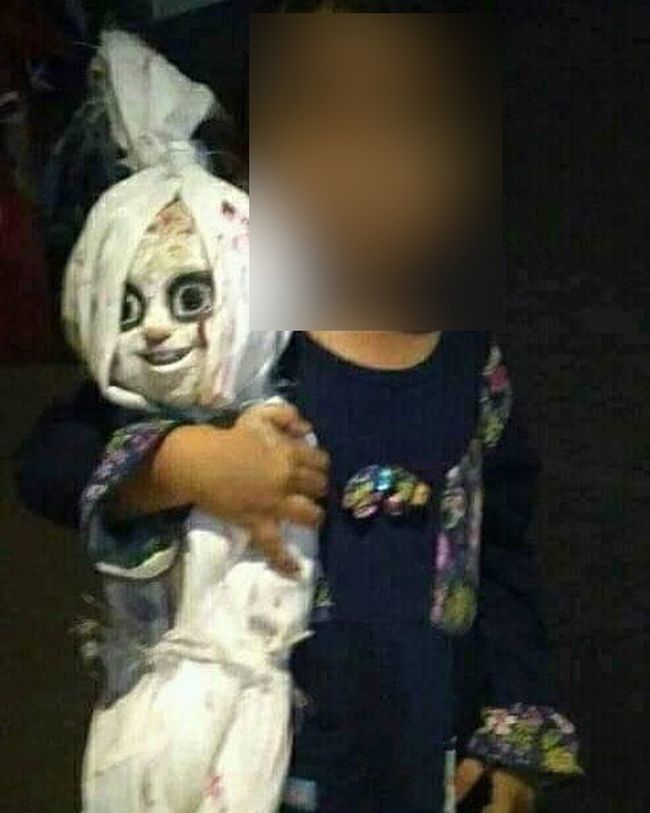 Balita Suka Boneka Pocong Bikin Ngeri, Ada Pengaruhnya pada Psikologis?